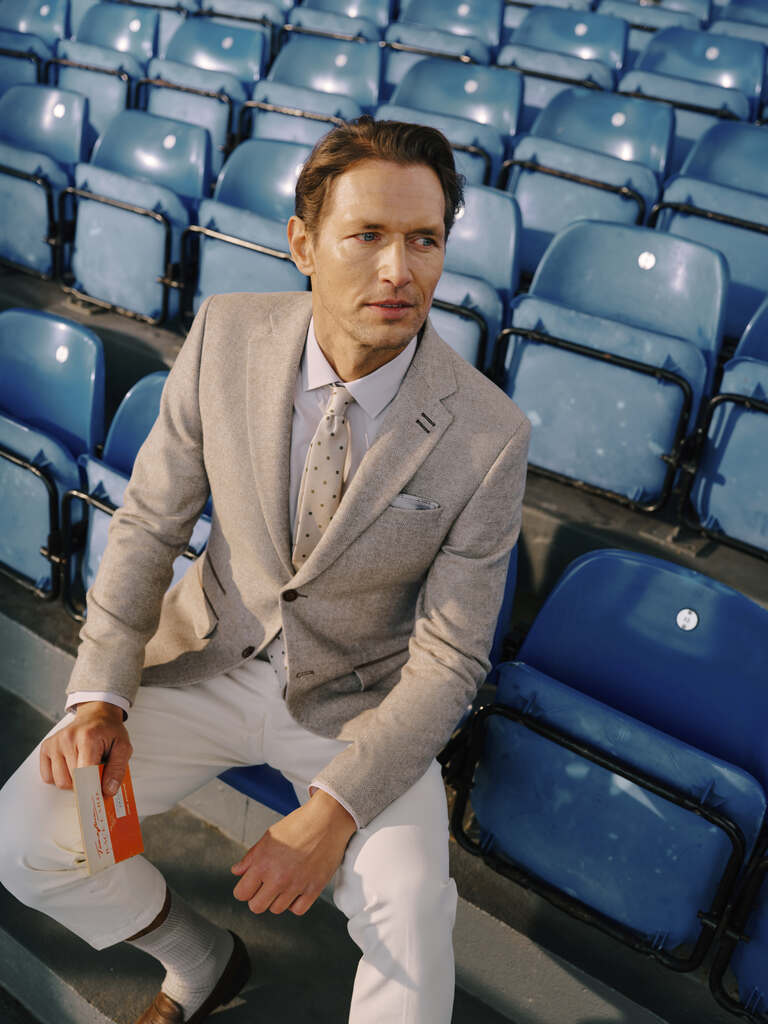 What to Wear to York Races | Suit Direct